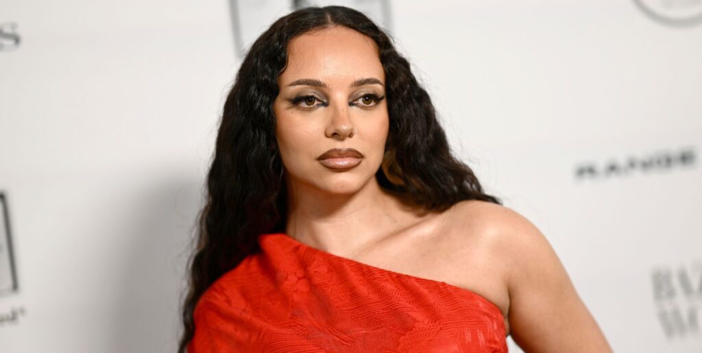 JADE explique comment les personnes LGBTQ+ ont « façonné qui elle est ...